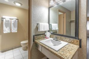 Ramada by Wyndham Coquitlam, Coquitlam (updated prices 2025)