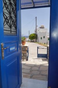 Moutsouna Beach II, Moutsouna Naxos (updated prices 2025)