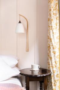 The Bull Inn, Totnes (updated prices 2025)