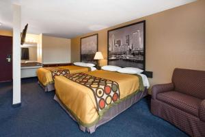 Sutton Suites Hotel, SeaTac (updated prices 2025)