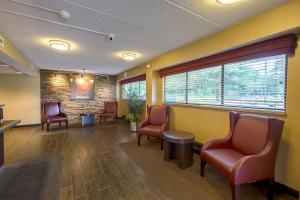 Red Roof Inn PLUS+ West Springfield, Springfield (updated prices 2025)