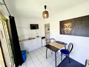 Ocean Parade Motel, Coffs Harbour (updated prices 2025)