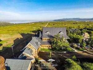 Lake Elementaita Nature Pebbles & Spar, Gilgil (updated prices 2025)