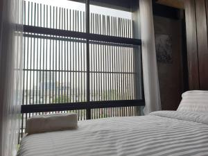 The LOCAL Ari, Bangkok (updated prices 2025)