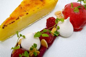 The Walnut Tree Inn, Northampton (updated prices 2025)