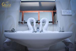 Grand Rovinka Hotel, Dehiwala (updated prices 2025)