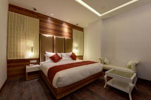 GOLDEN TREE, Noida (updated prices 2025)