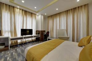 GOLDEN TREE, Noida (updated prices 2025)