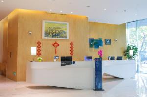 Holiday Inn Express Shanghai Songjiang Fangta, an IHG Hotel, Songjiang ...