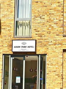 Axiom Park Hotel, London (updated prices 2025)