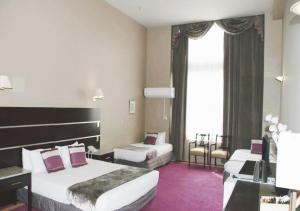 VR Hamilton, Hamilton (updated prices 2025)