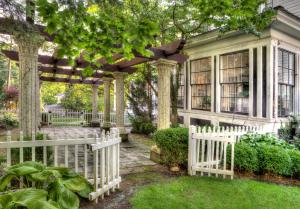 Bluefield Inn, a Select Registry Propery, Bluefield – Updated 2023 Prices