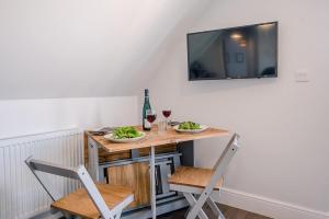 Geoff's Rest Pond Hall Farm Hadleigh Air Manage Suffolk, Ipswich ...