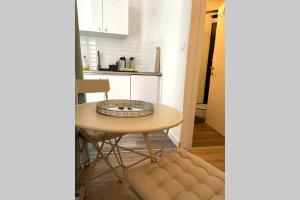 cute studio rom, Mons (updated prices 2025)