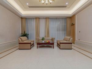 Vienna Hotel Shenzhen Henggang New City, Longgang (updated prices 2025)