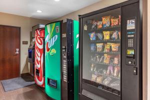 Comfort Inn & Suites, Edgewood (updated prices 2025)