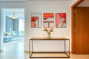 Exquisite Dubai's Urban Living in the City Centre, Dubai – Updated 2023 ...