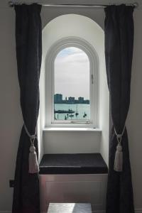 The Ship Leopard Hotel - No Children, Portsmouth (updated prices 2025)