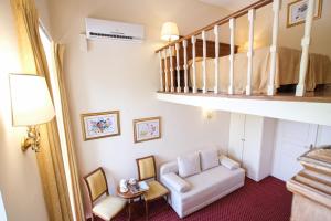 Cavalieri Hotel, Corfu Town (updated prices 2025)