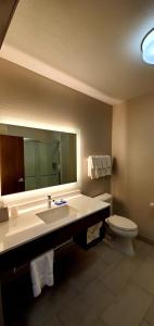 Holiday Inn Express - Wells-Ogunquit-Kennebunk, an IHG Hotel, Wells ...