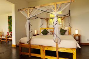 Isunga Lodge, Kibale Forest National Park (updated prices 2025)