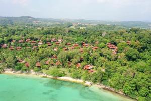 Nongsa Village Peaceful Villa in private beach Resort, Nongsa – Updated ...