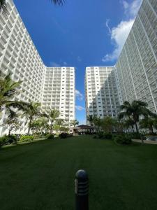 Cozy Space at Shore Residences in Tower D, Manila – Updated 2023 Prices