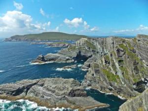 Skellig View Sunset Cliffs View Apartment, Portmagee (updated prices 2024)