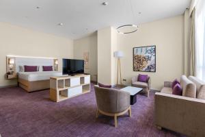 Premier Inn Dubai Ibn Battuta Mall, Dubai – Updated 2024 Prices