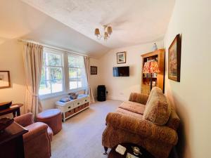 Carnell Country Estate & Holiday Cottages in Ayrshire, Hurlford ...