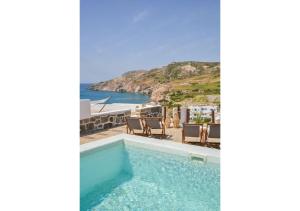 Avgerinos Deluxe Rooms, Paliochori (updated prices 2025)