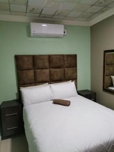 Sunset View Palace Guest House, Soshanguve (updated prices 2024)