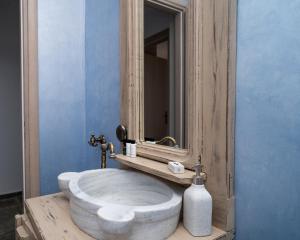 Flaros House-Traditional Cycladic House, Sifnos, Platis Gialos (updated ...