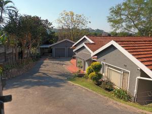 Lincoln Place, Farningham Ridge, Pinetown (updated prices 2025)