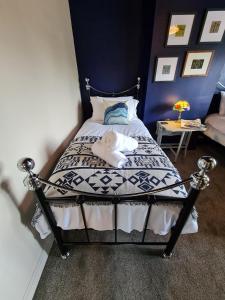 Rumer Hill House by Spires Accommodation a unique boutique styled place ...