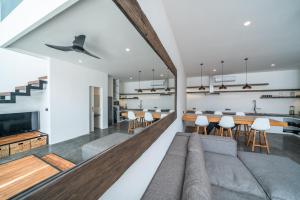 Loft Alex - Modern 1-bdr luxury loft in GREAT LOCATION !, Canggu ...