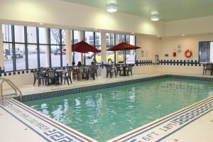 Comfort Inn Fallsview, Niagara Falls (updated prices 2025)
