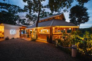 Blue Roatan Resort, West Bay – Updated 2024 Prices