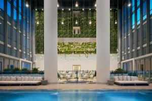 Sentral Michigan Avenue, Chicago (updated prices 2025)