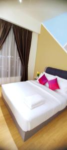 Kuantan Waterfront Studio11 with NETFLIX at Imperium Residence, Kuantan ...