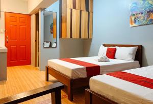 RedDoorz near Pasay Rotonda, Manila (updated prices 2025)