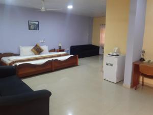 Hans Cottage Botel, Cape Coast (updated prices 2025)