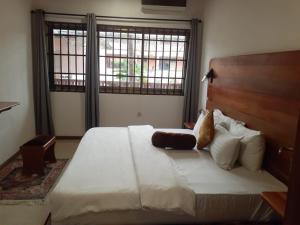 Hans Cottage Botel, Cape Coast (updated prices 2025)