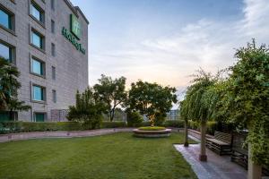 Holiday Inn Agra MG Road an IHG Hotel, Agra – Updated 2024 Prices