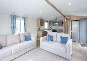 Caravan on Fantastic site, Dunbar (updated prices 2025)