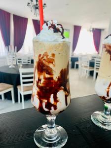 Perla Muntilor Ponoarele, Padurea de liliac, Ponoarele (updated prices ...