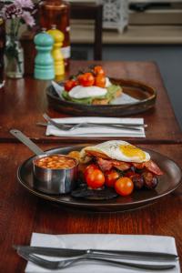 The George Inn, Warminster (updated prices 2025)