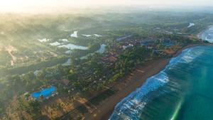 Club Hotel Dolphin, Negombo (updated prices 2025)