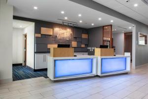 Holiday Inn Express - Wells-Ogunquit-Kennebunk, an IHG Hotel, Wells ...