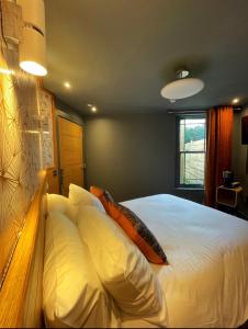 Lough Rooms at The Artisan, Strangford (updated prices 2025)